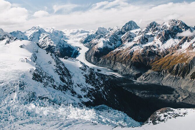 90 Minute private helicopter charter - Picnic amongst the Peaks - What Past Travelers Say