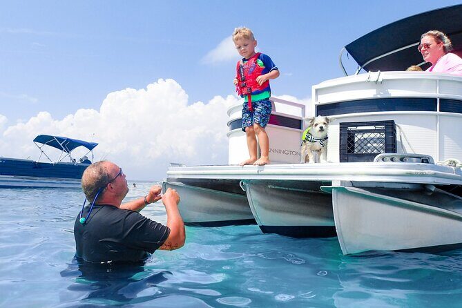 9Hour Pontoon Boat Rental in Navarre,FL Relax & Explore the Coast - Who Will Love This Experience?