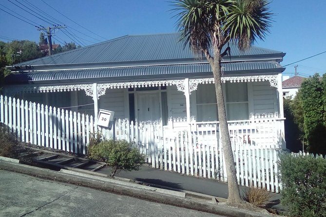 A 2 hour Small Group Dunedin City Highlights Tour - Who Should Consider This Tour?