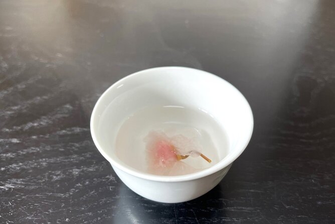 A 90 Min. Tea Ceremony Workshop in the Authentic Tea Room - Accessibility and Requirements