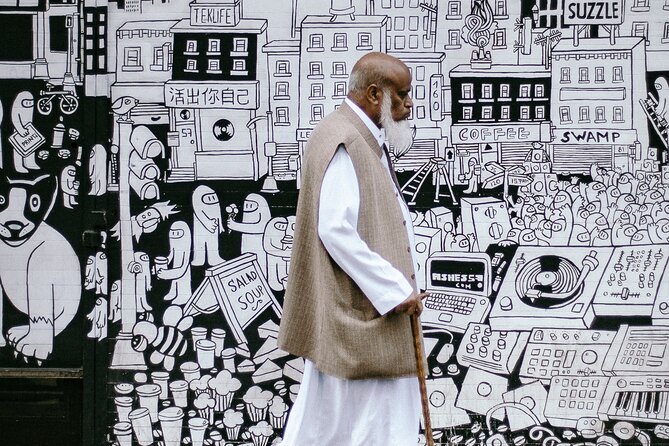 A Ball of Chalk - Guided Private East End Walk - The Sum Up