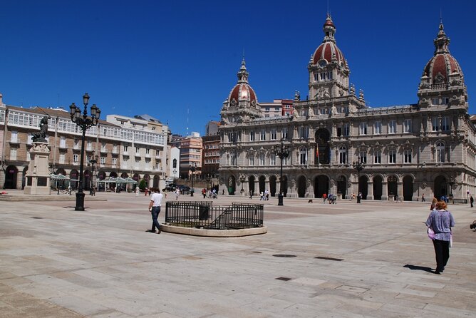 A Coruña Scavenger Hunt and Sights Self-Guided Tour - Who Will Love This Tour?
