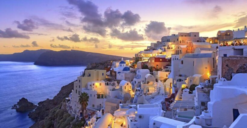 A Day Private Tour of Santorini the Most Famous sightseeing! - An Introduction to Santorini in a Private Setting