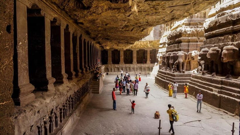 A Day Tour of Ajanta & Ellora from Aurangabad with Guide. - Key Points