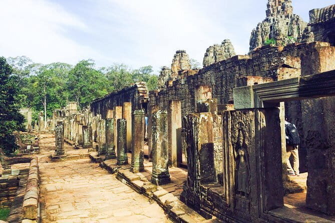 A Day Trip Angkor Wat Temples With Sunrise by English Speaking Tour Guide - The Sum Up