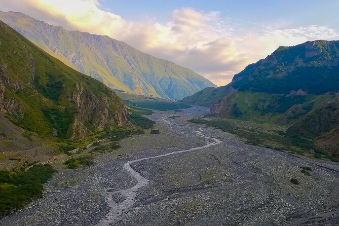 A Day Trip to Great Caucasian Mountains - The Scenic Jvari Monastery Experience