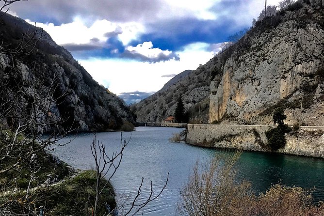 A day with the shepherd milking sheeps and making cheese in the National Park of Abruzzo - FAQ