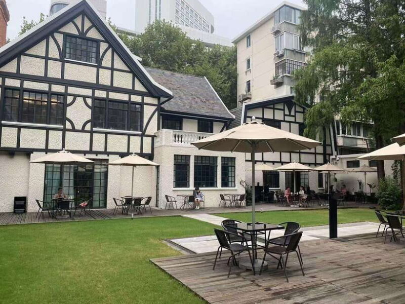 A Delicious Food Tour Through the Heart of the City - Practical Details and Considerations