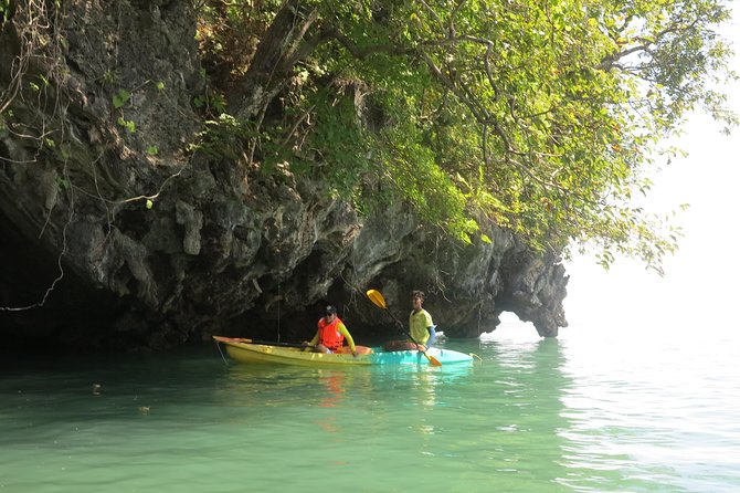 A full day exploring kayaking 3 islands (Talabeng sea cave) - Who Will Love This Trip?