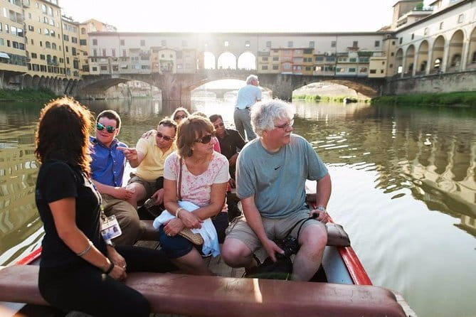 A guided floating tour of Florence with typical food and wine - Key Points