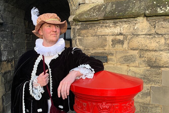 A Historical Tour of Warwick With Queen Elizabeths Secret Lover - Since You Asked