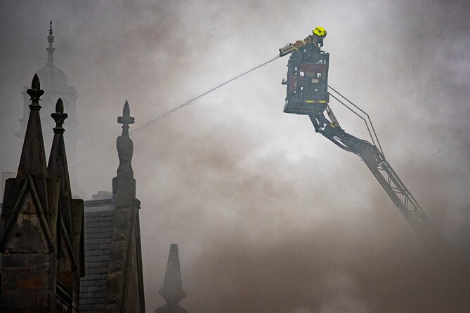 A Life Less Narrow, the Genius of Harry Potter & Edinburgh Castle - Navigating the Tours Accessibility