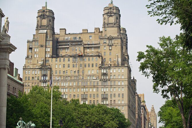 A locals guide to the architecture of the Upper West Side - Introduction to the Experience