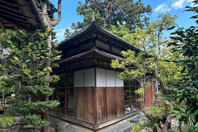 A Luxury Tour of One of Niigatas Historic Treasured Residences - Key Points