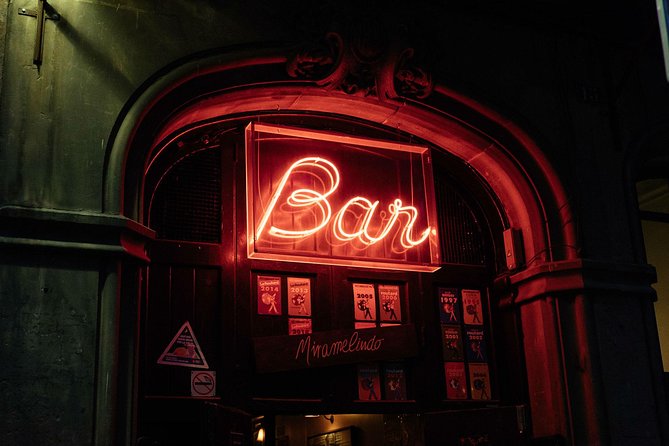 A Magical Evening in Barcelona: Private City Tour - Indulging in Catalan Cocktails and Sangria