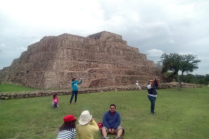 A not crowded Archaeological tour in Cañada de la Virgen - An In-Depth Look at the Cañada de la Virgen Experience