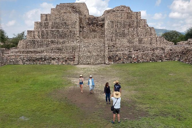A not crowded Archaeological tour in Cañada de la Virgen - The Value Proposition: Is It Worth It?
