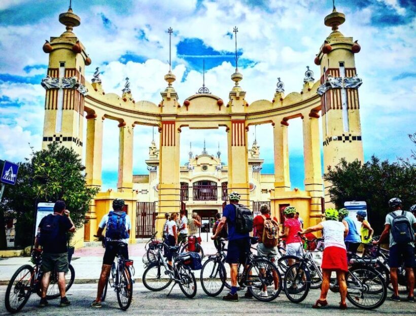 a PRIVATE ride of Favorita Park and Mondello - Exploring Palermo on Two Wheels: Favorita Park and Mondello Private Bike Tour