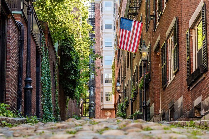A Private Self Guided Walking Tour in Beacon Hill - Stop 3: Otis House