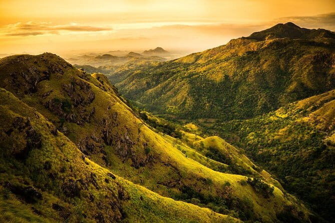 A Refreshing Sunrise Hike to Ella Rock - The Value of the Experience