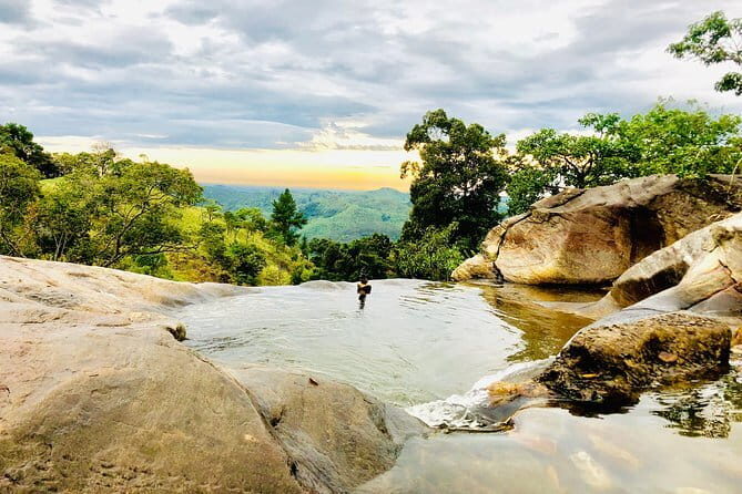 A Refreshing Sunrise Hike to Ella Rock - The Review Highlights from Past Participants