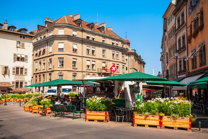 A Self-Guided Audio Tour of Genevas Old Town - Exploring Geneva’s Old Town: What to Expect