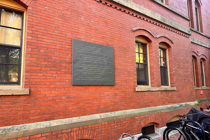 A Self-Guided Harvard University Walking Tour - FAQ