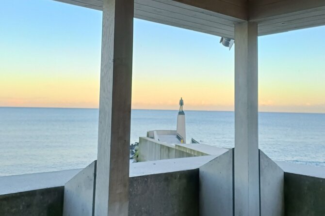 A Self-Guided Stroll Along Dún Laoghaire's East Pier - Key Points