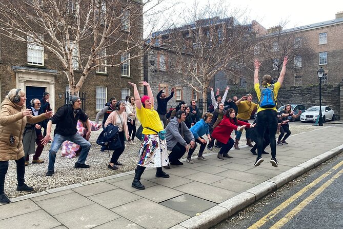 A Silent Disco Walking Tour - Discovering Famous Landmarks