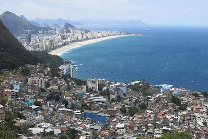 A Socio-Educational and Gastronomic Experience in the Vidigal Favela - Capturing the Stunning Scenery and Vibrant Culture
