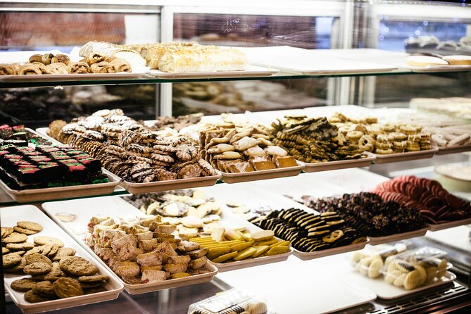 A Sweet Stroll Through Venice: Pastries, Chocolate, and Gelato - The Joy of Gelato: A Venetian Tradition