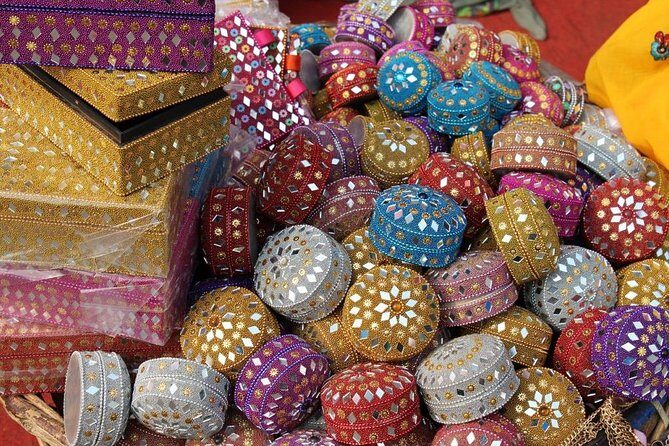 A Taste for Spirituality & Shopping - An Authentic Four Hours in Delhi