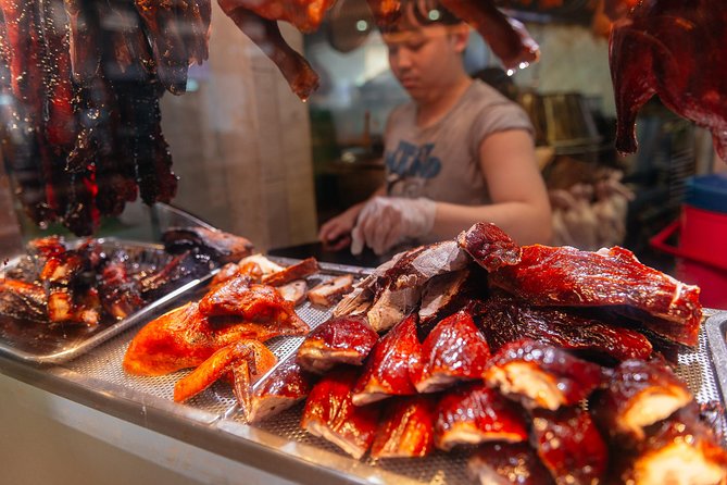 A Taste of Singapore: Hawker Center Private Customized Food Tour - Who Should Consider This Tour?