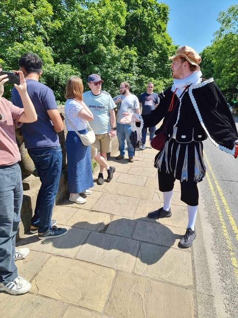 A tour of Warwick with Queen Elizabeth's secret lover - Who Will Love This Tour?