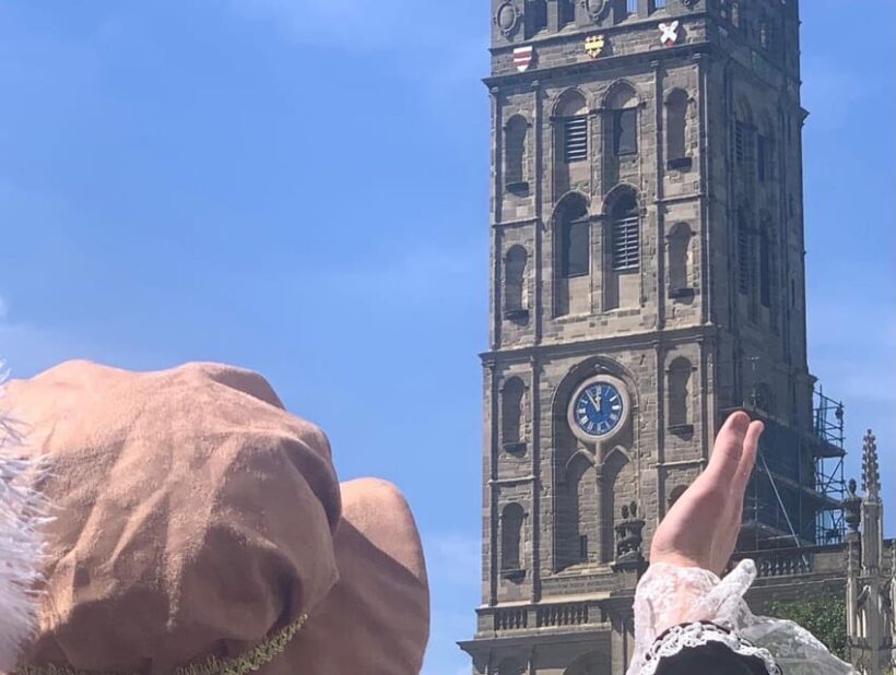 A tour of Warwick with Queen Elizabeth's secret lover - FAQ