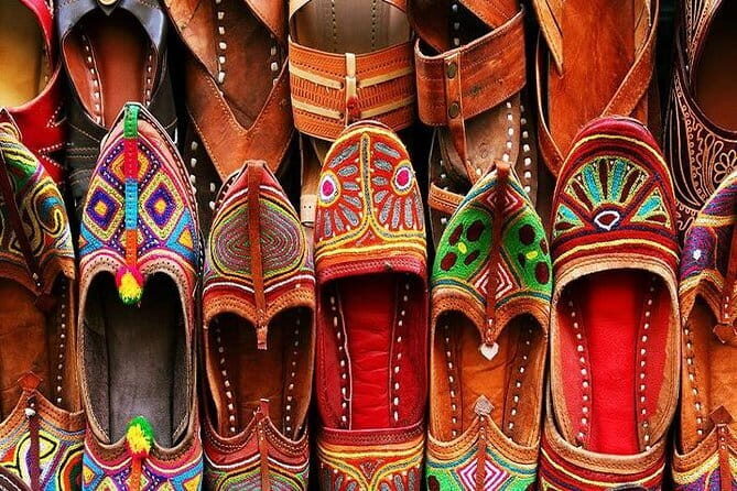 A Trail Of Temples And Traditions In Jaipur With Dinner - Exploring Jaipur’s Temples and Traditions in a Four-Hour Tour