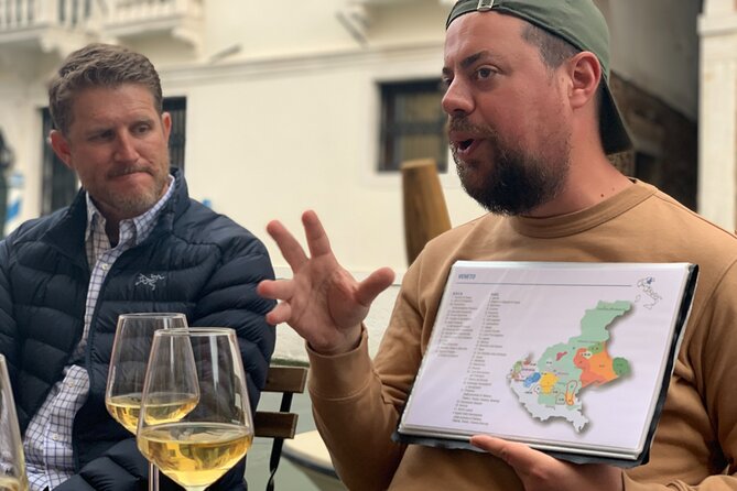 A Venetian Evening - Wine Tasting & Cicchetti With a Local Guide - Discovering Venetian Wine Culture