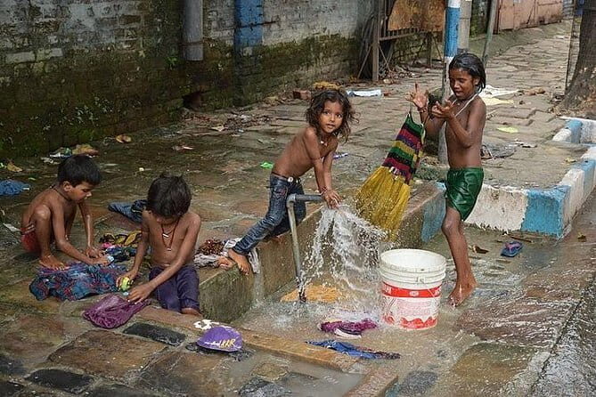 A Walk Through A Unique Kolkata Neighbourhood With Lunch - Key Points