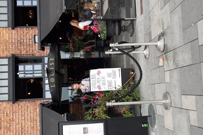 A Well Balanced History and Food Tour With Focus on the Scandinavian Kitchen - Navigating the Tour: Meeting Points and Logistics