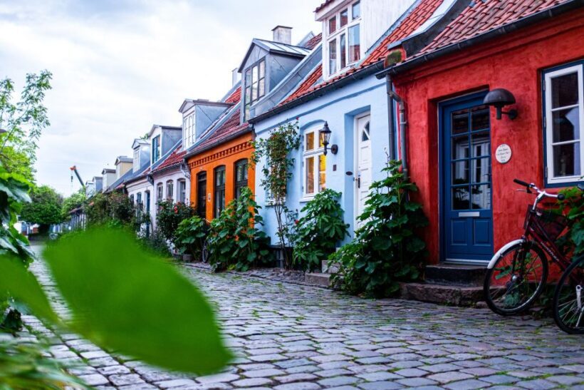 Aarhus: Surprise City Walking Tour with Local Guide - FAQ