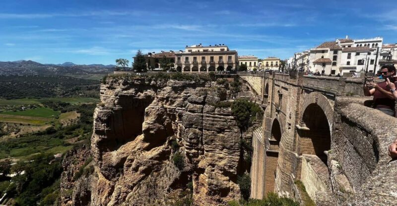 ab Marbella: Private VIP-Tour Ronda incl. Transfer + Tapas - Logistics and Practical Details
