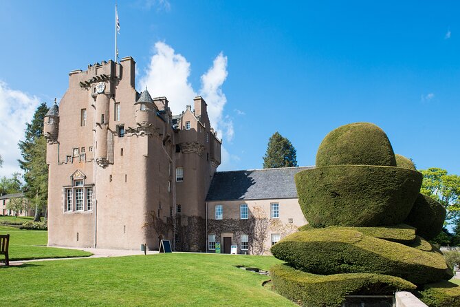 Aberdeen Airport/Train/Harbour transfer & Private Guided Tour - The Sum Up: Who Should Consider This Tour?