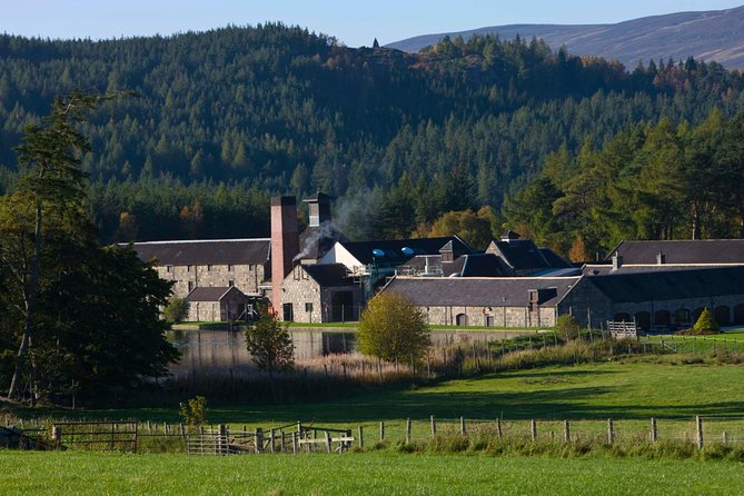 Aberdeen & Shire Castle & Distillery Private Group One Day Tour - Customized Itinerary