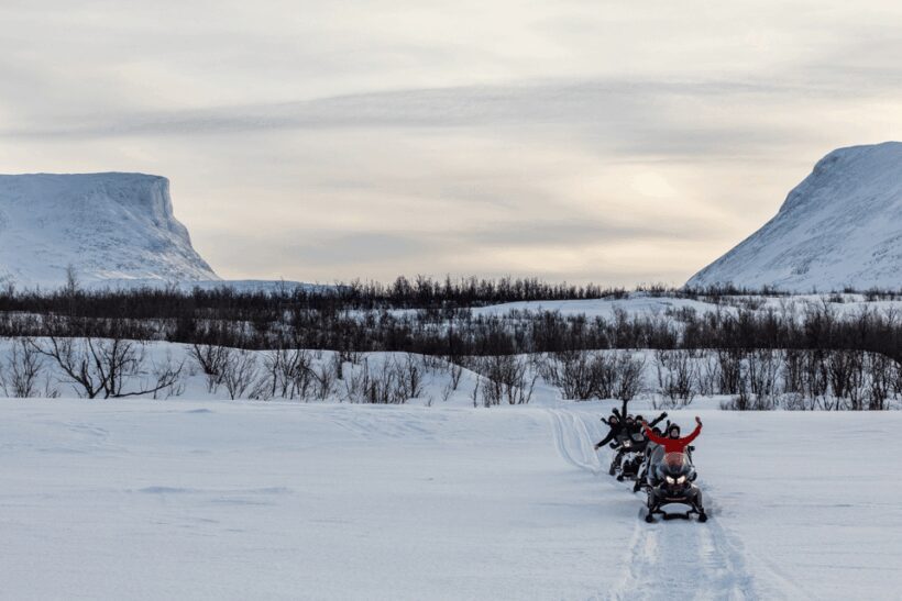 Abisko: Great Outback Snowmobile Tour with Lake Abiskojaure - An In-Depth Look at the Snowmobile Tour