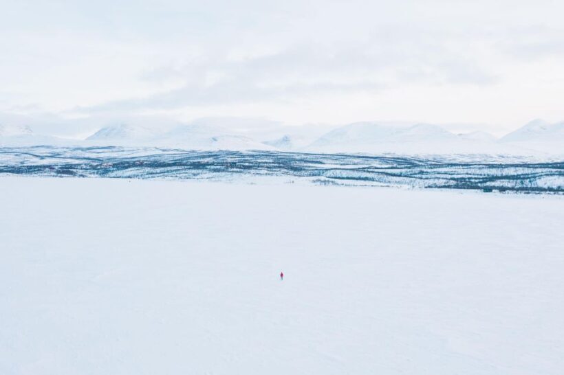 Abisko: Lake Torneträsk Arctic Ice Fishing Trip - Key Points