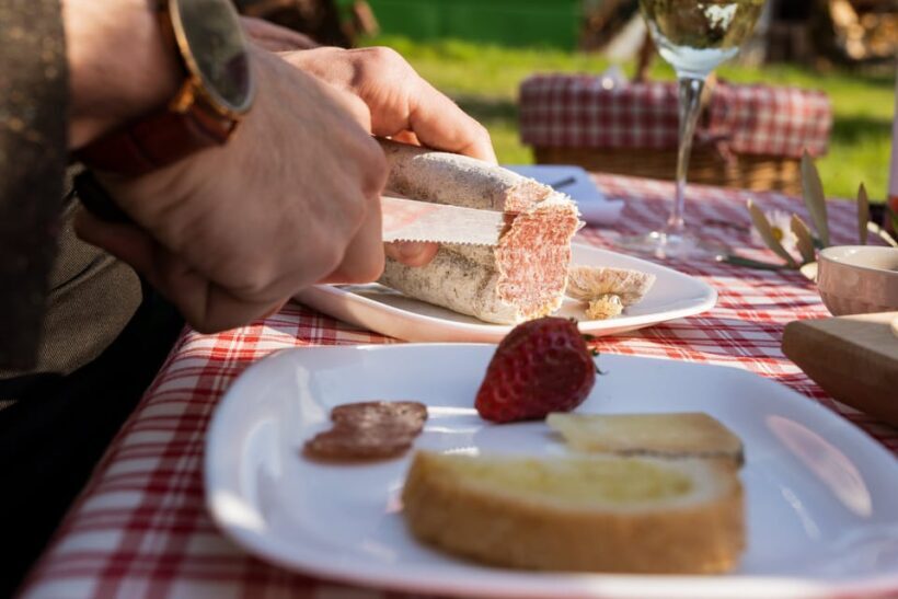 Abruzzo: Country Picnic in an Olive Grove at a Winery - Key Points