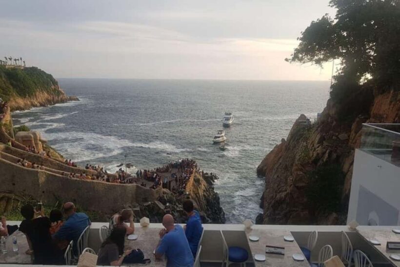 -Acapulco: Cliff Divers Experience w/ Al Pastor Tacos Dinner - A Practical Overview of the Experience