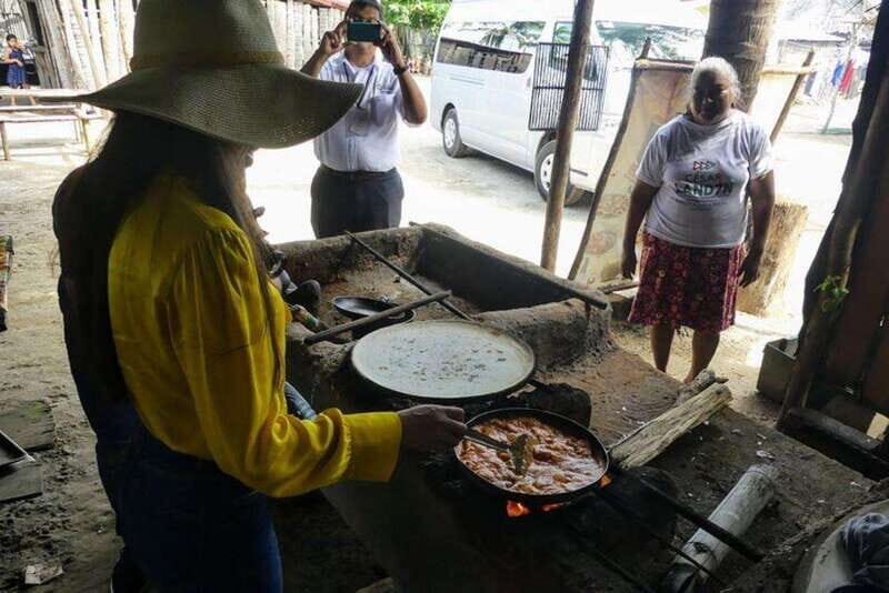 -Acapulco: Cooking Class Lagoon Boat Ride & Lunch Experience - FAQs