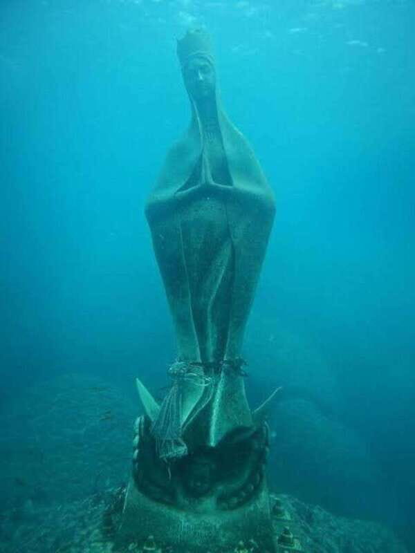 Acapulco: Crystal Bottom Boat Tour to La Roqueta Island - The Itinerary: What the Tour Offers