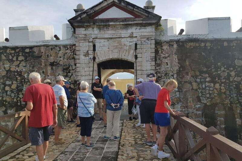 -Acapulco: Walking Tour with Museum, Fort, and Cliff Divers - Practical Details and What to Expect
